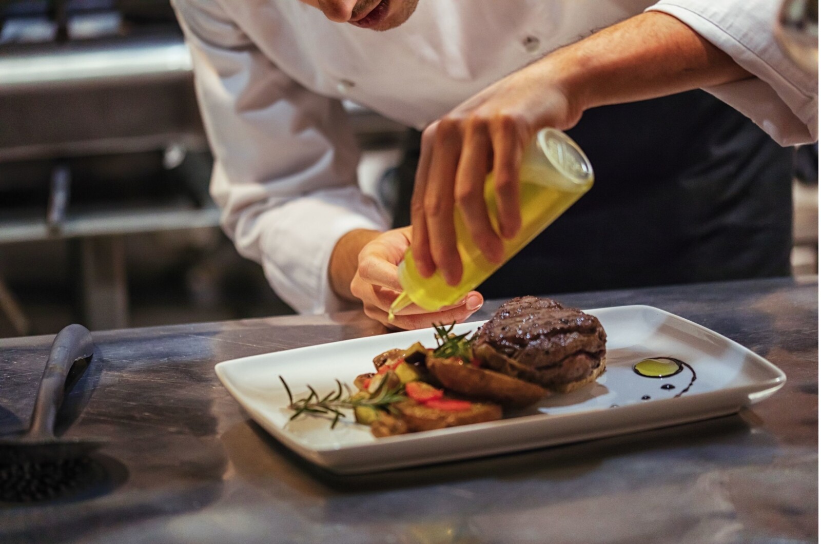 Front-of-House vs Back-of-House